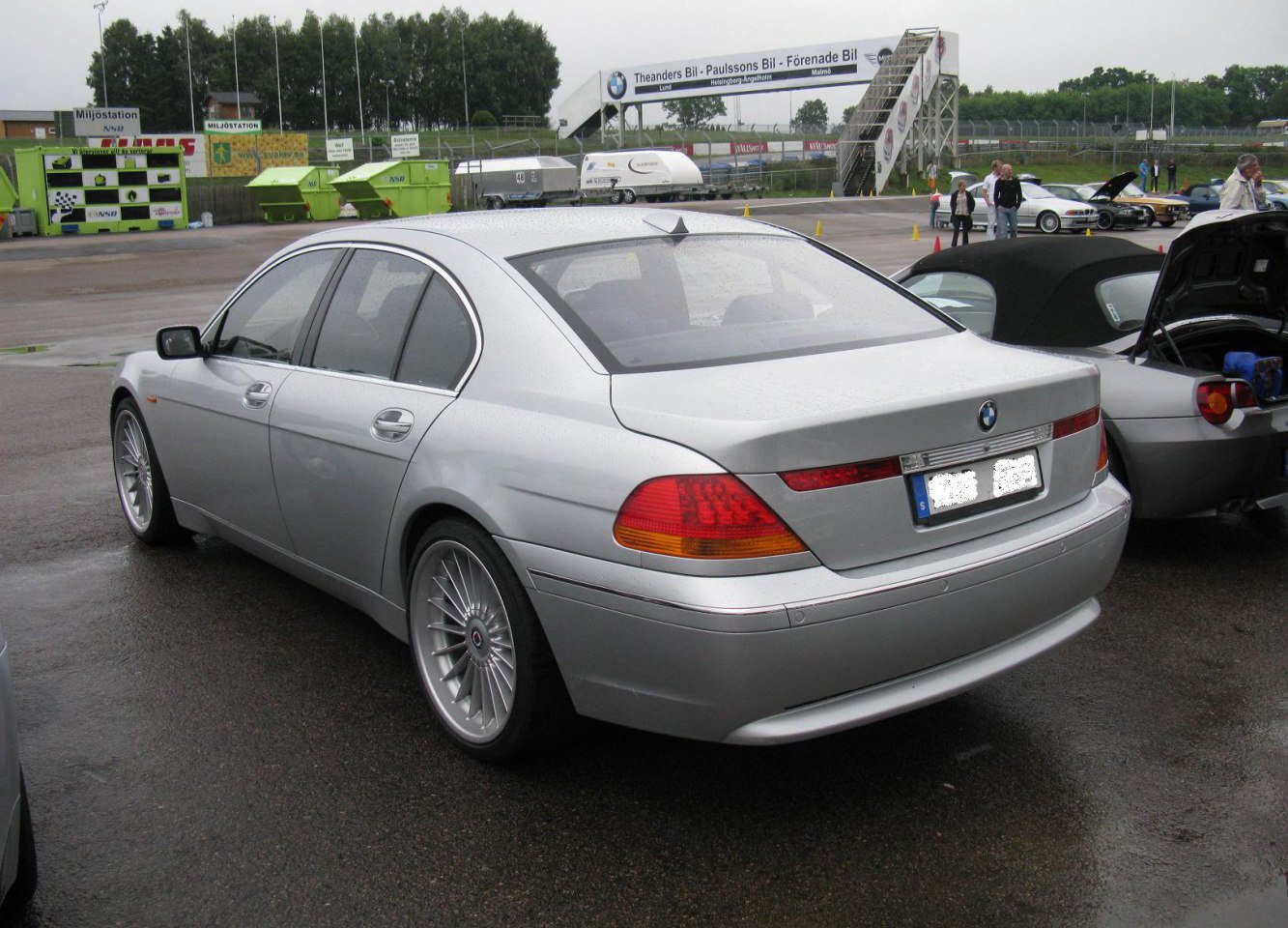 BMW 7 Series (E65) 760i (445 Hp) Steptronic